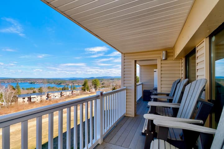 Spacious 2 Bedroom 2 Bath Lake View Condo - Laconia, NH