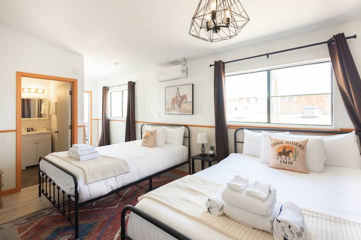 Trail Riders Inn - The Guest House - Tombstone, AZ