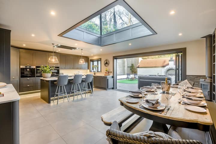 4 Bed In East Dean (Oc-l34384) - Seaford