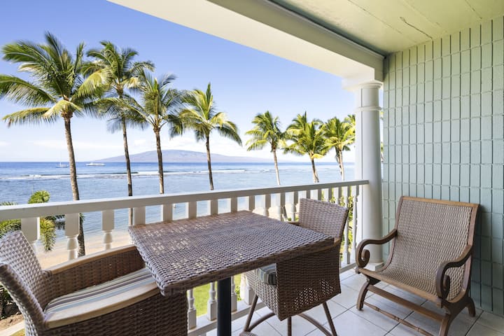Beachfront: Lahaina Shores 317 - Lahaina