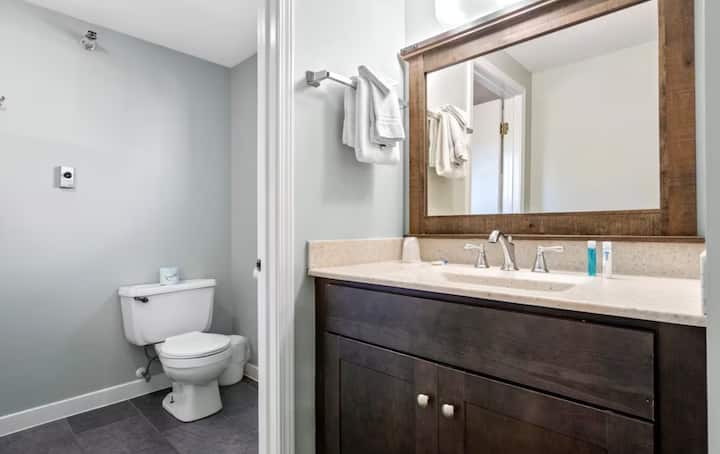 Standard Queen 1 Bed - York, ME