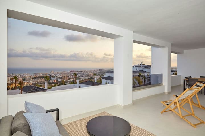 Apartamento 3 Dormitorios Con Vistas Al Mar - Estepona