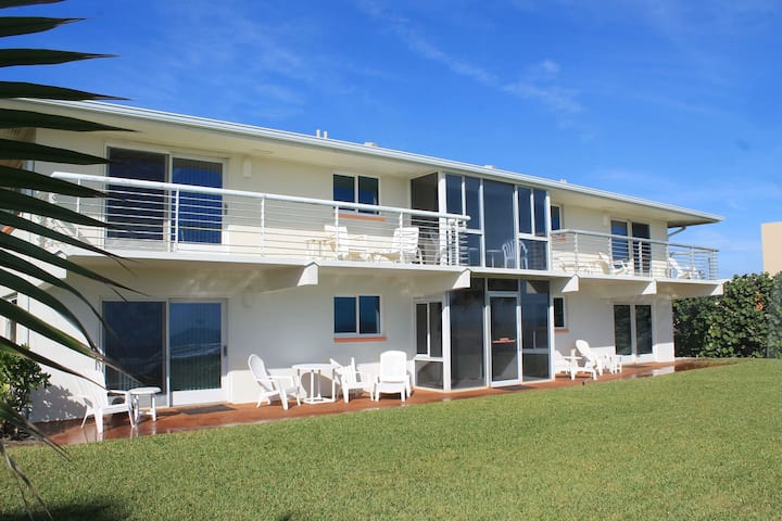 First Floor Beach Condo - Cocoa Beach, FL