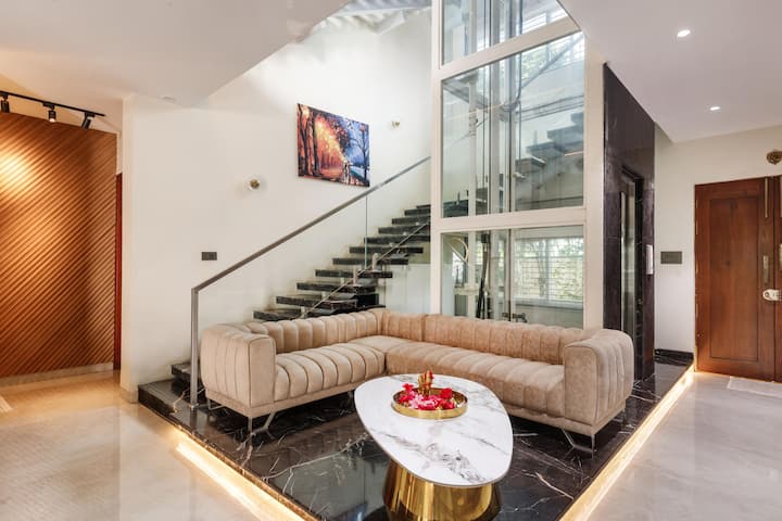 Glasscrest Villa By Stayjade|theatre|gym|lift|luxe - India