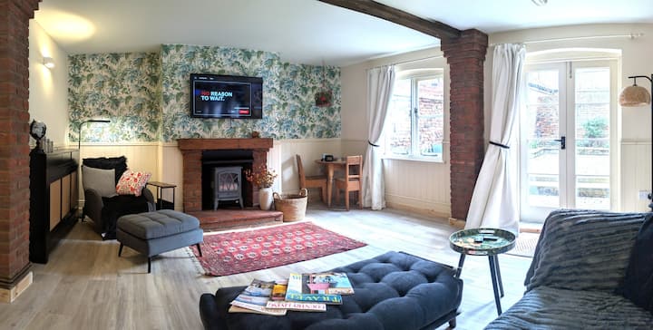 K Suites - Cozy 2 Bedroom With Parking And Garden - Horncastle