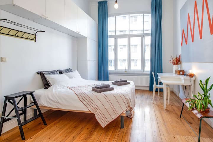 Bright & Cozy Studio In Prime Location - Ghent