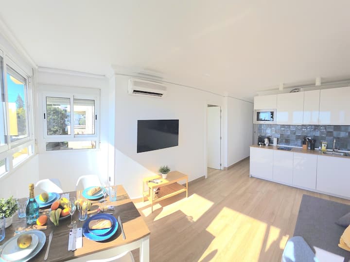 Salome Nogalera Sea View 2 Bedroom. City Center - Torremolinos
