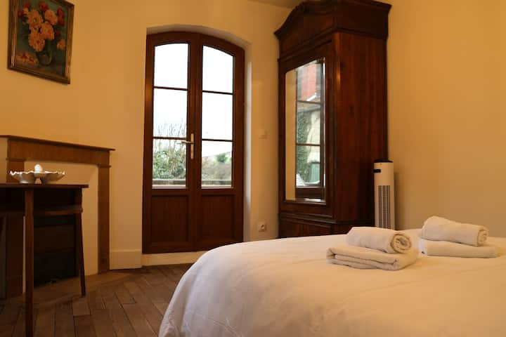 Maison Au Pied Des Remparts - Pougues-les-Eaux