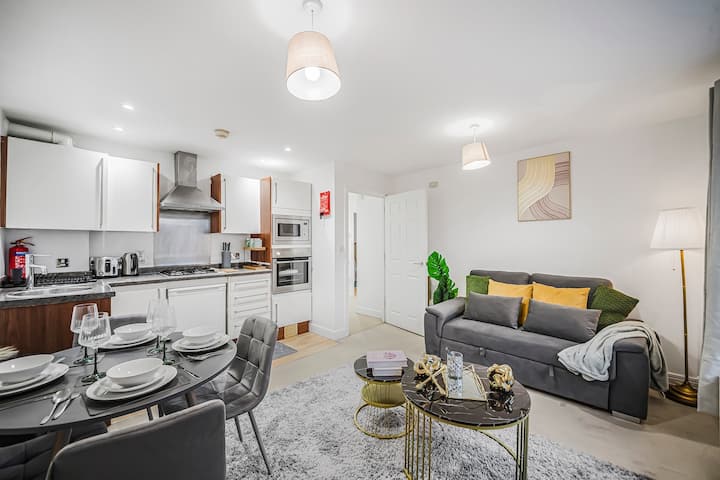 The Cosy Spot- Contractor Friendly- Free Parking - Bedford, Royaume-Uni