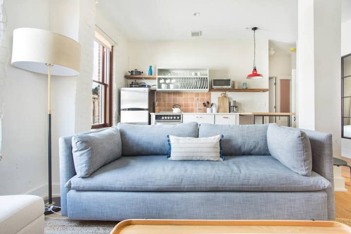 The Windrose - Be Near Everything - Savannah, GA