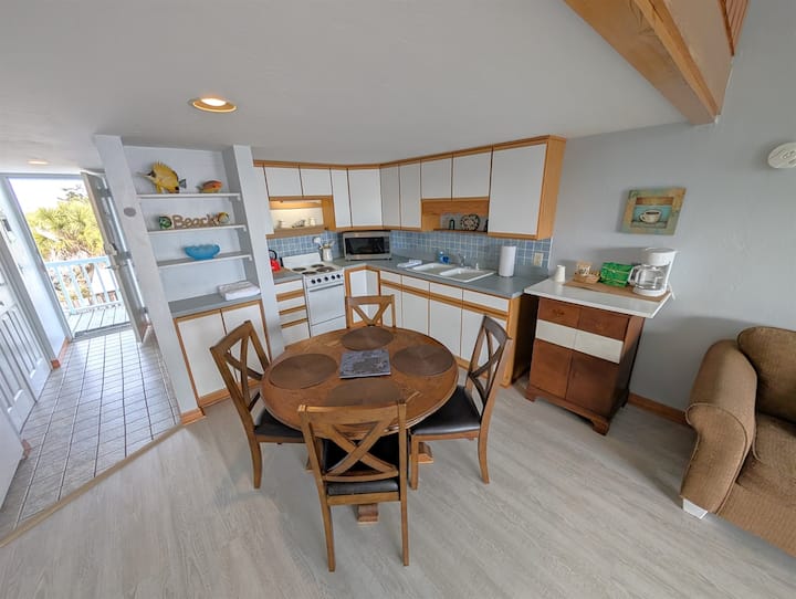 Park Place -Parkside Dream -Downtown W/ Gulf View! - Cedar Key, FL