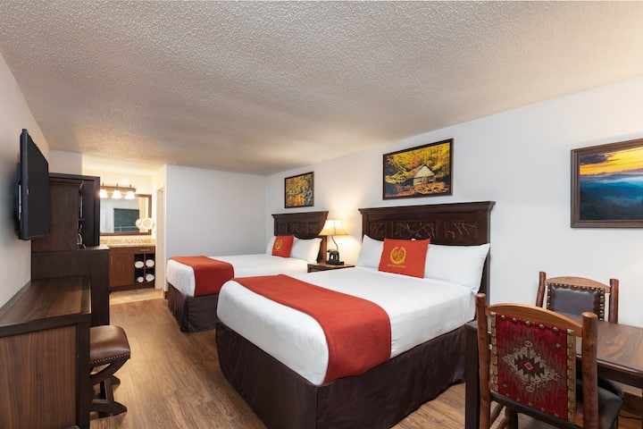 Westgate Branson Woods | 2 Queen | Outdoor Fun - Branson, MO