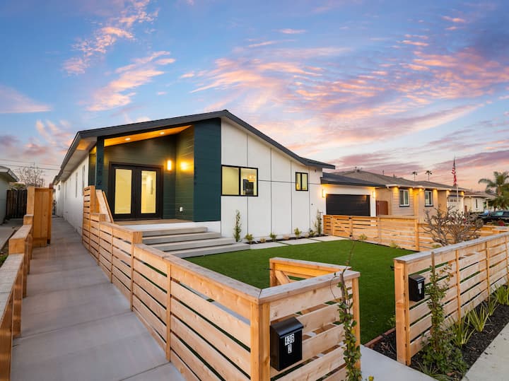 Modern 2br | Backyard | W/d | Pets | Ib | Bbq - Imperial Beach, CA