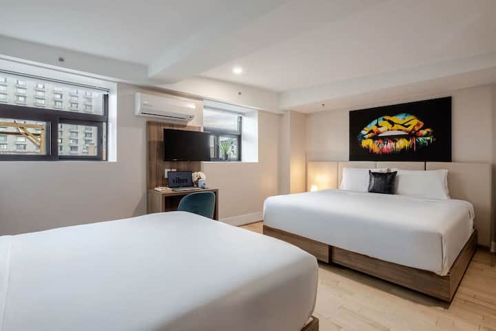 Royal Pair – Downtown Mtl Stay - Montreal