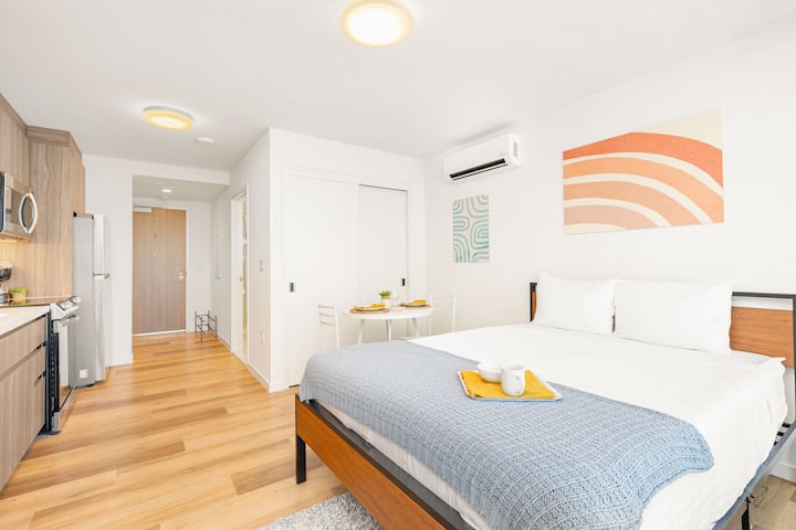 Chic Studio With Skyline Views At The Park On Keea - Honolulu