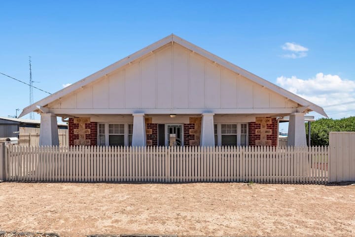 Sea Breeze Retreat Wallaroo - Pet Friendly - Wallaroo