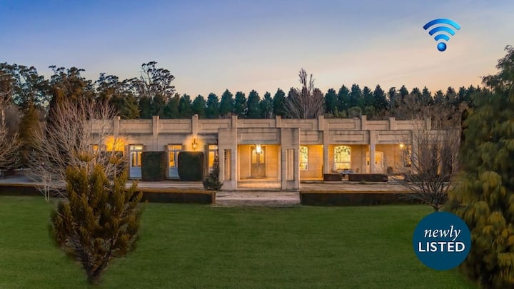 Chateau Bowral – Luxury Southern Highlands Estate - Alpine