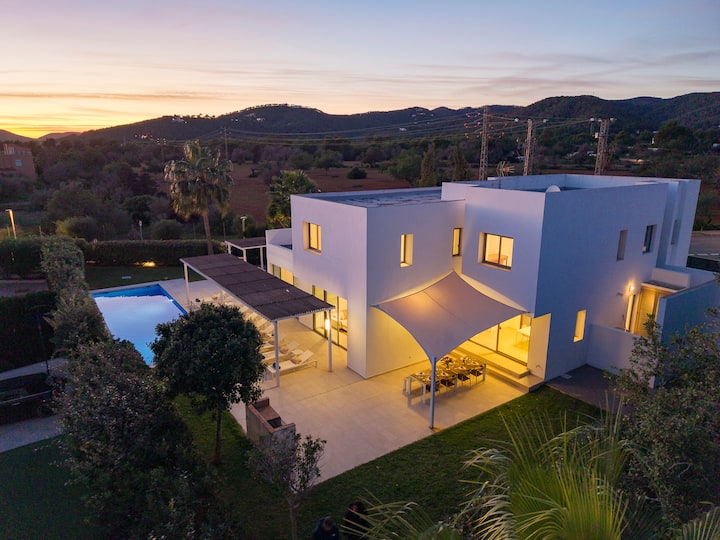 Villa Near Ibiza Town, Sleeps 10 - Ibiza