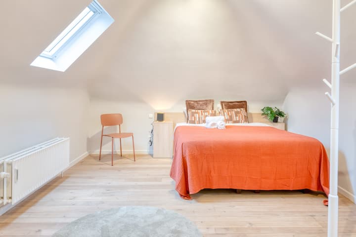 Duplex 1br Apartment In Brussels - Bruxelles