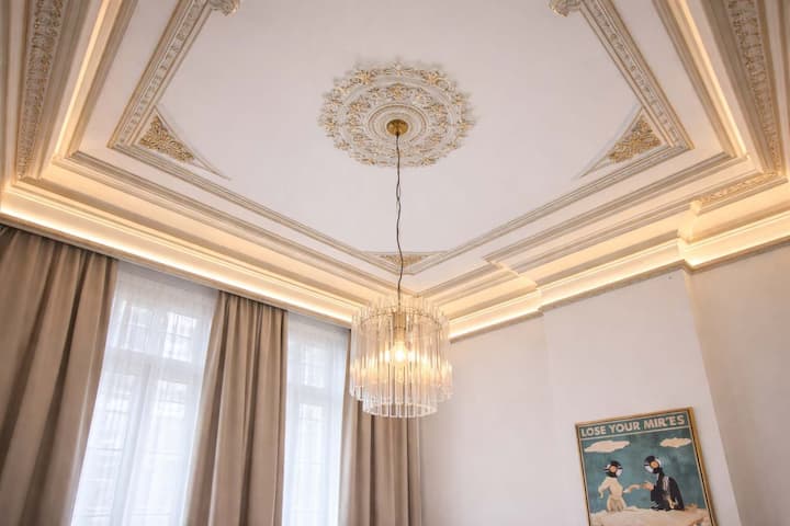 City Manor And Free Parking - Louvain