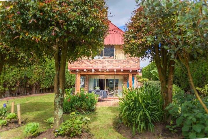 Casa Campestre En Chía Con Chimenea Y Terraza - Tabio