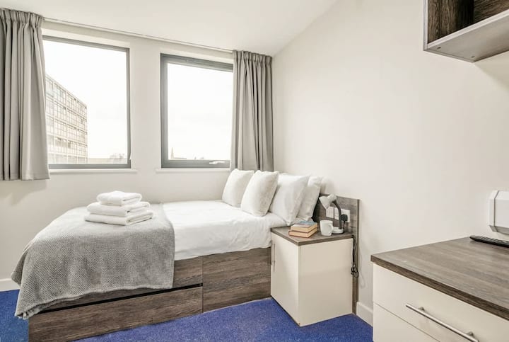 Budget Single Studio In Central Nottingham W Gym - Nottingham