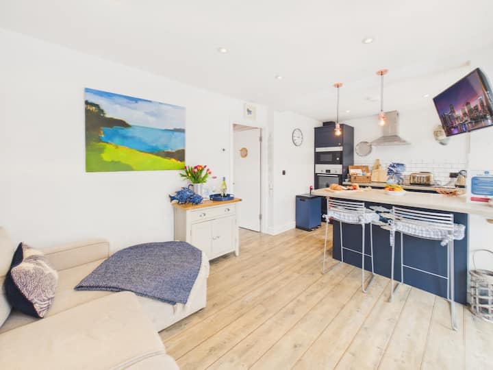 Helford Passage Retreat | Heated Pool - Coverack