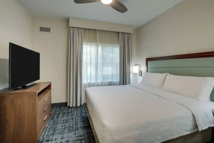 1br Suite Close To Mount Pleasant Attractions - Mount Pleasant, SC