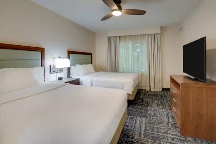 Versatile One-bedroom Suite Close To Mt Pleasant - Mount Pleasant, SC