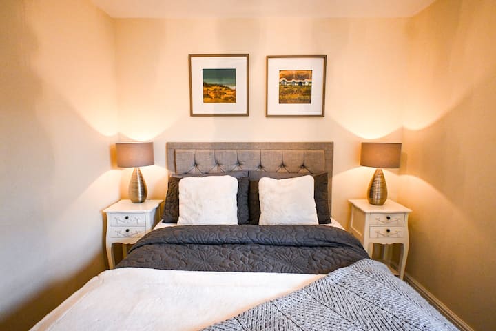 Secure Garden, 10 Min Walk To Beach, Games Room - Hythe Beach