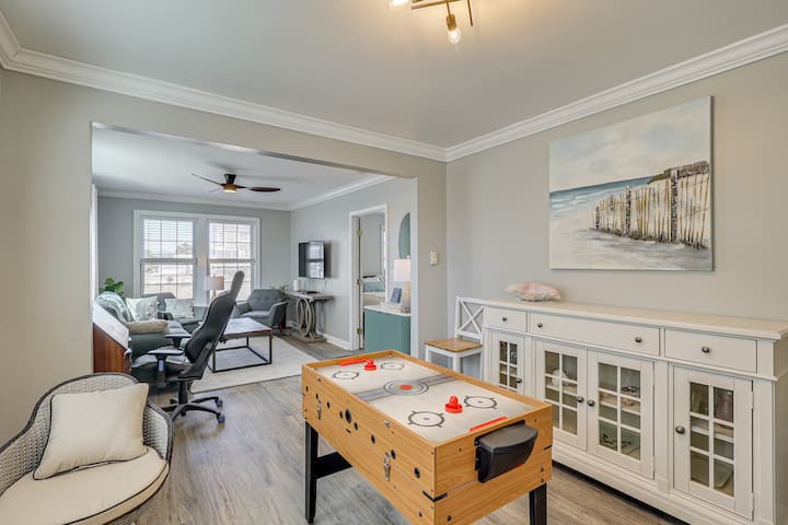 Walk To Broadkill Beach: Sleek Family Home W/ Deck - Slaughter Beach