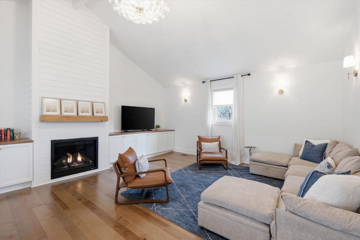 The Regency-merriam 3br Home With Game Room & Deck - Shawnee, KS