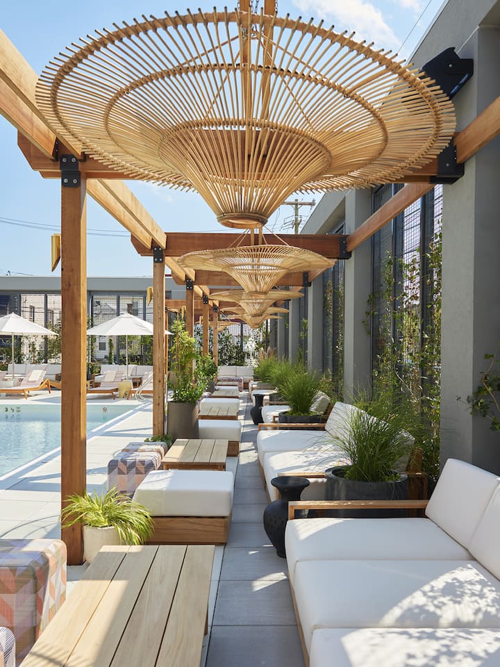 Beachfront Rockaway With Pool, Restaurant + Spa - New York City