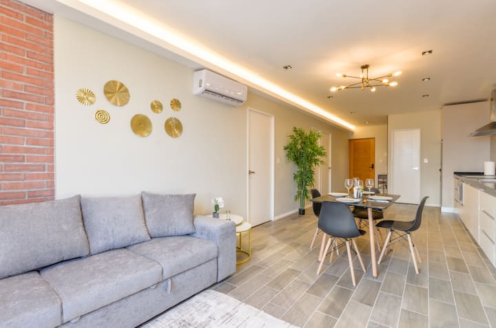 ¡Cerca De La Macroplaza! 6 Personas, Gym & Alberca - 