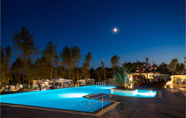 3 Bedroom Stunning (Sta)caravan In Vabriga - Croatia