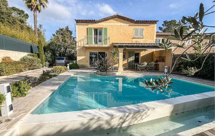 Maison Avec Piscine 1 - Fréjus