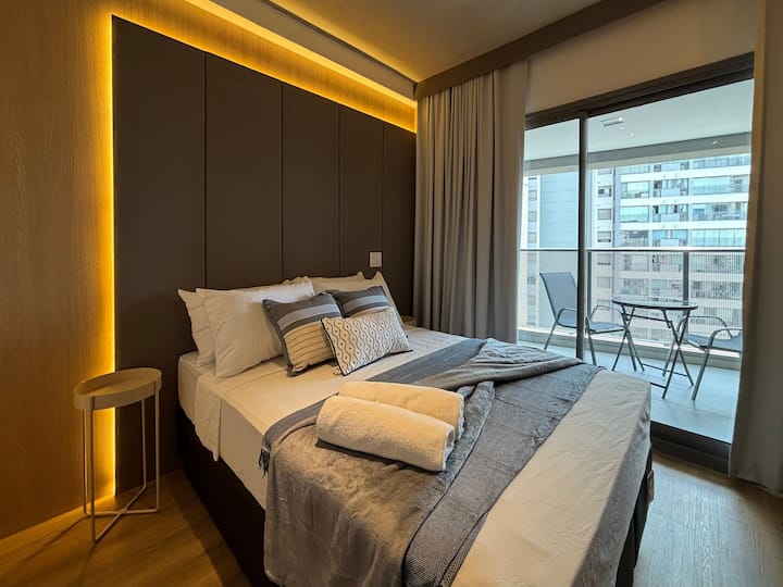 Modern Studio - Vila Madalena Metro Station - Brazil