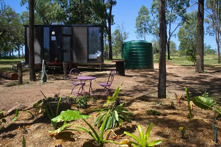 Kenny And Clancy's Camp By Tiny Away - Marburg, Australia