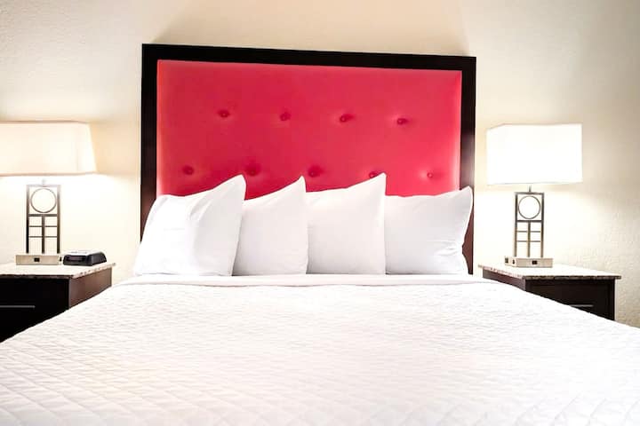 Wall Of Windows Ocean View • Boardwalk Location - Atlantic City, NJ