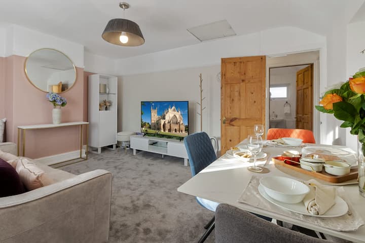 The Hub Exeter - Short Stays Uk Ltd - Topsham