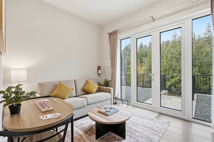 Little Bear Den#2-couples’ Cozy Minimalist Getaway - Ucluelet
