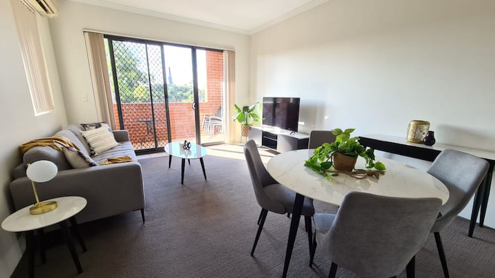 Modern 1 Bedroom In Heart Of Parramatta - Parramatta