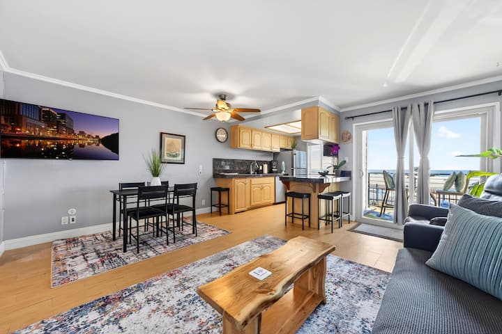 New Oceanfront 1 Bed, 1 Bath | Pool, Spa & Balcony - Oceanside, Californie