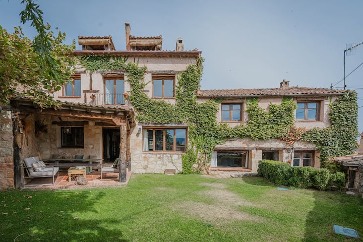 La Casa Del Herrero - Requijada - Navafría