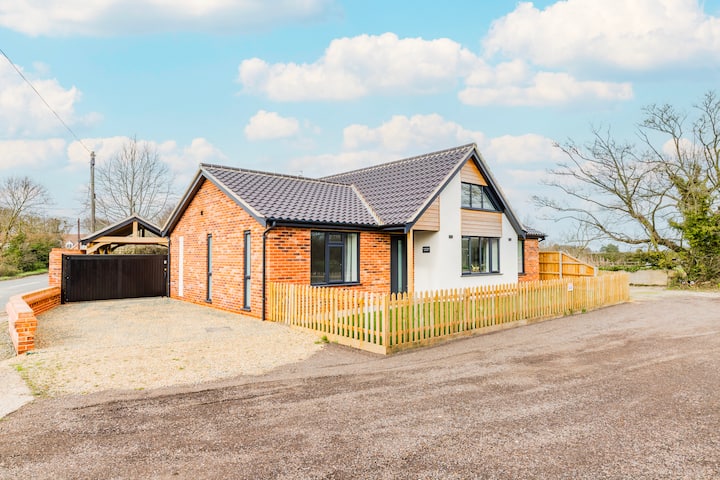 Norfolk Lodge By Leap Escapes - Winterton-on-Sea
