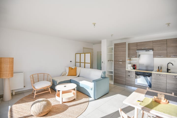 Le Camas - Bel Appart Avec Terrasse Ensoleillée - Marseille