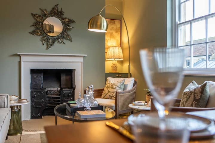 Old Orchard Elegance | Free Private Parking - Bath