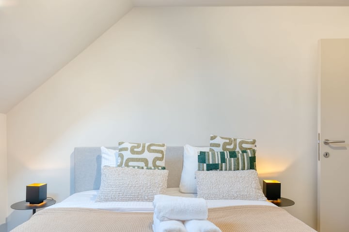 Duplex 2br Apartment With Mezzanine - Ixelles