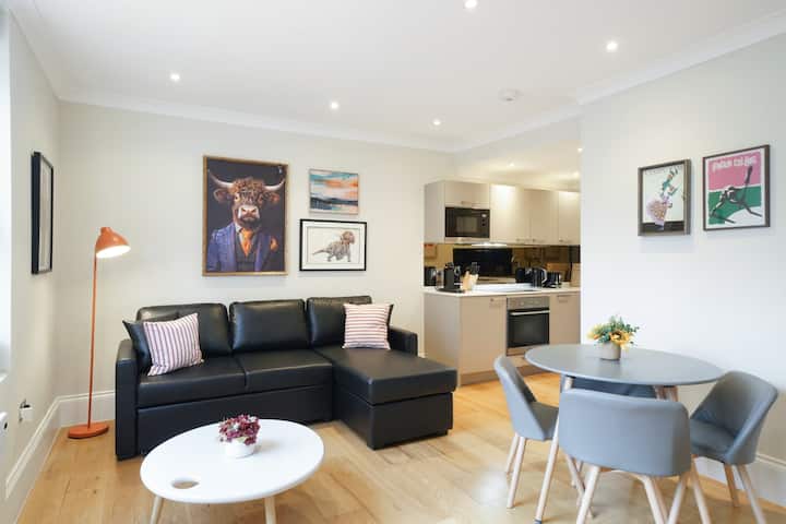 Stylish Flat In Piccadilly Circus & Soho - Zone 1 - Londra