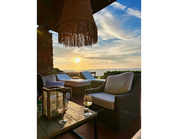 Villa Li Junchi : Votre Refuge Privé Avec Une Vue - Costa Paradiso